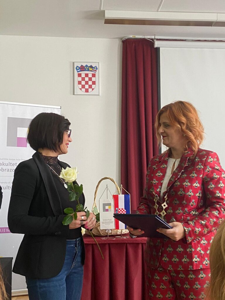 Najbolji je vukovarski srednjoškolski projekt - Školska knjiga - tu za vas